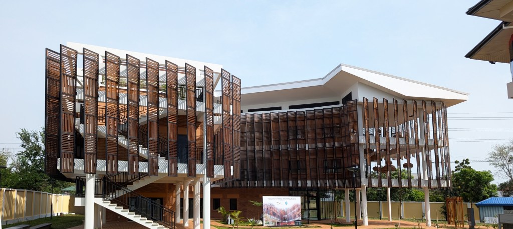S. Tetteh + Associates completes Nearly Zero-Energy Building in Accra ...